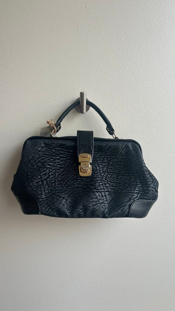 Pre-Owned Black Textured Gold Hardware Boxy Handbag – Cranberry ...